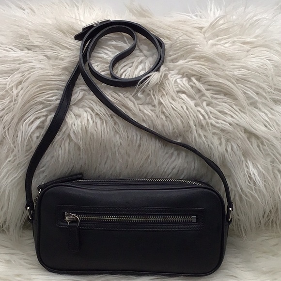 Coach | Bags | Vintage Coach Black Leather Rectangle Shape Shoulder Bag ...